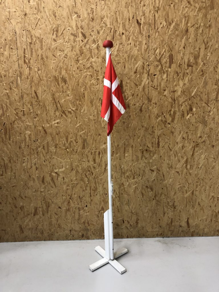 Flagstang med flag 150 cm - Midtjysk Festudlejning
